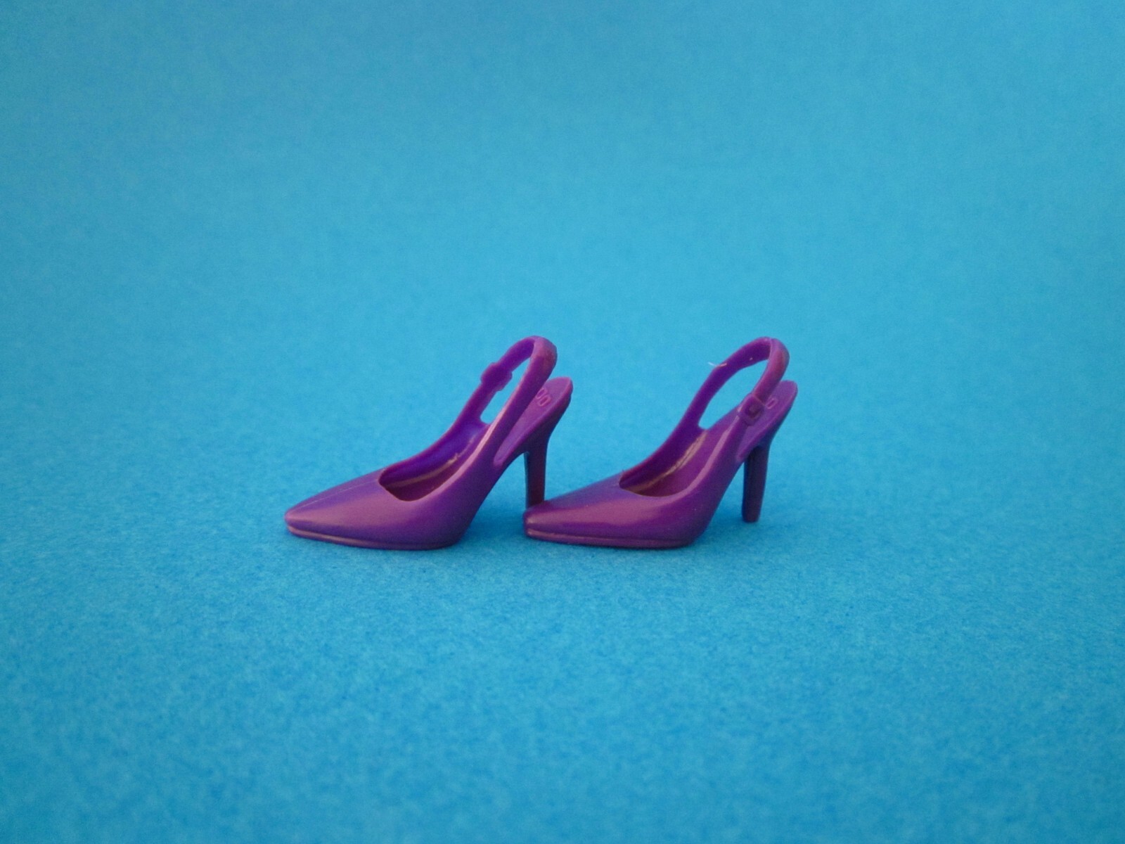 LOT 2 DRESSMAKER DETAILS SPIKE & SLINGBACK SHOES For Vintage ...