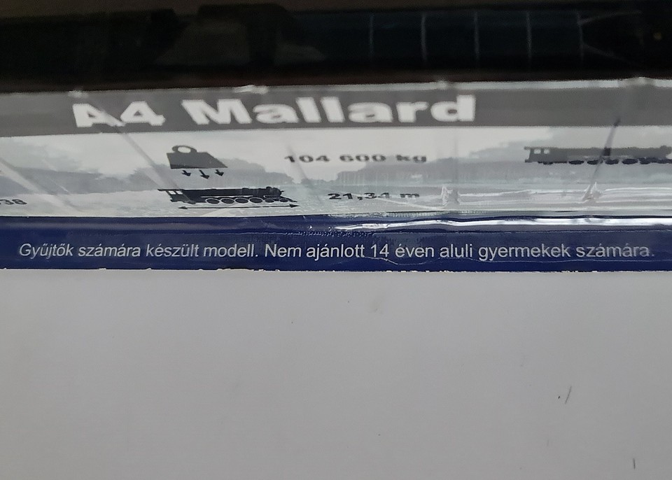 Authentic Class A4 4468 Mallard 1938 Steam Locomotive Diecast Model ...