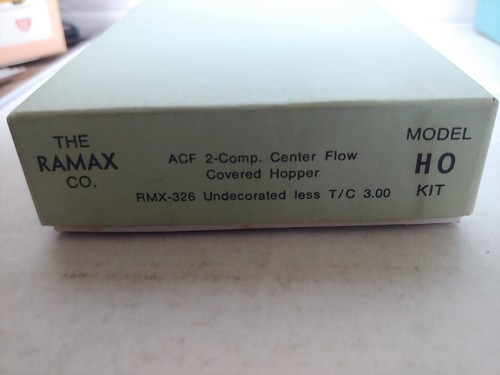 The Ramax Co ACF 2 Compartment, Center Flow Covered Hopper Kit - 2-pack ...