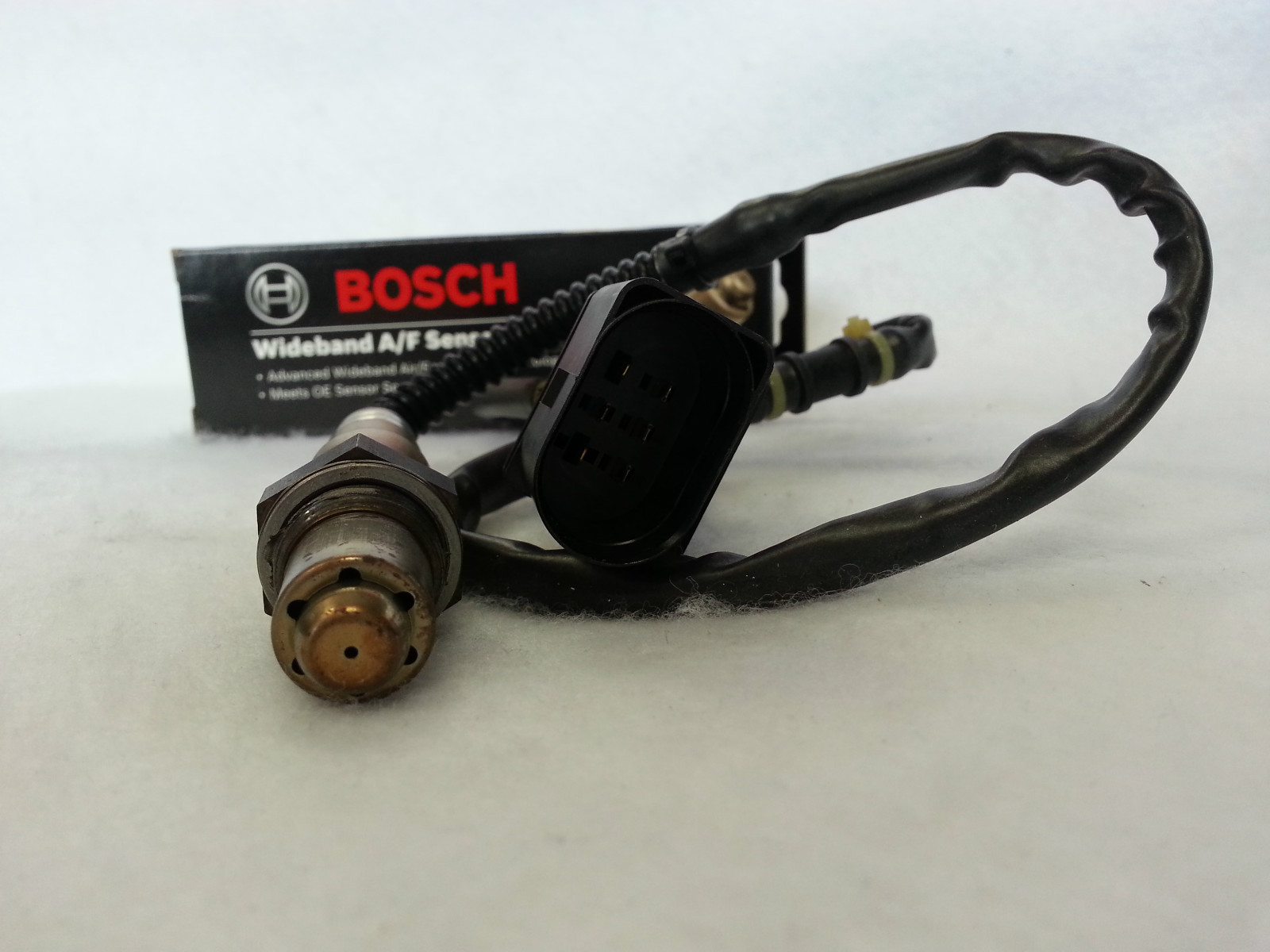 Audi/VW AIR FUEL RATIO OXYGEN SENSOR FRONT UPSTEAM OEM GENUINE BOSCH ...