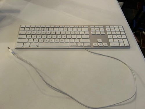 Genuine Apple A1243 Wired USB Keyboard w/ Keypad for iMac, Mac Mini ...