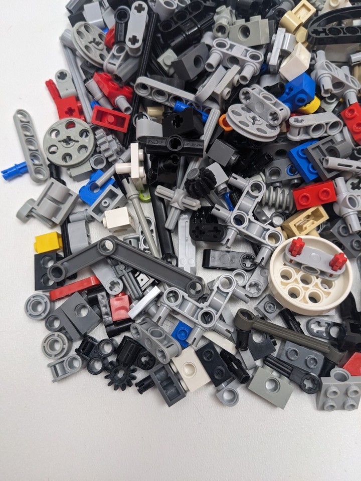 600pcs LEGO TECHNIC Small Mix Bricks Friction Pins Axles Connectors ...