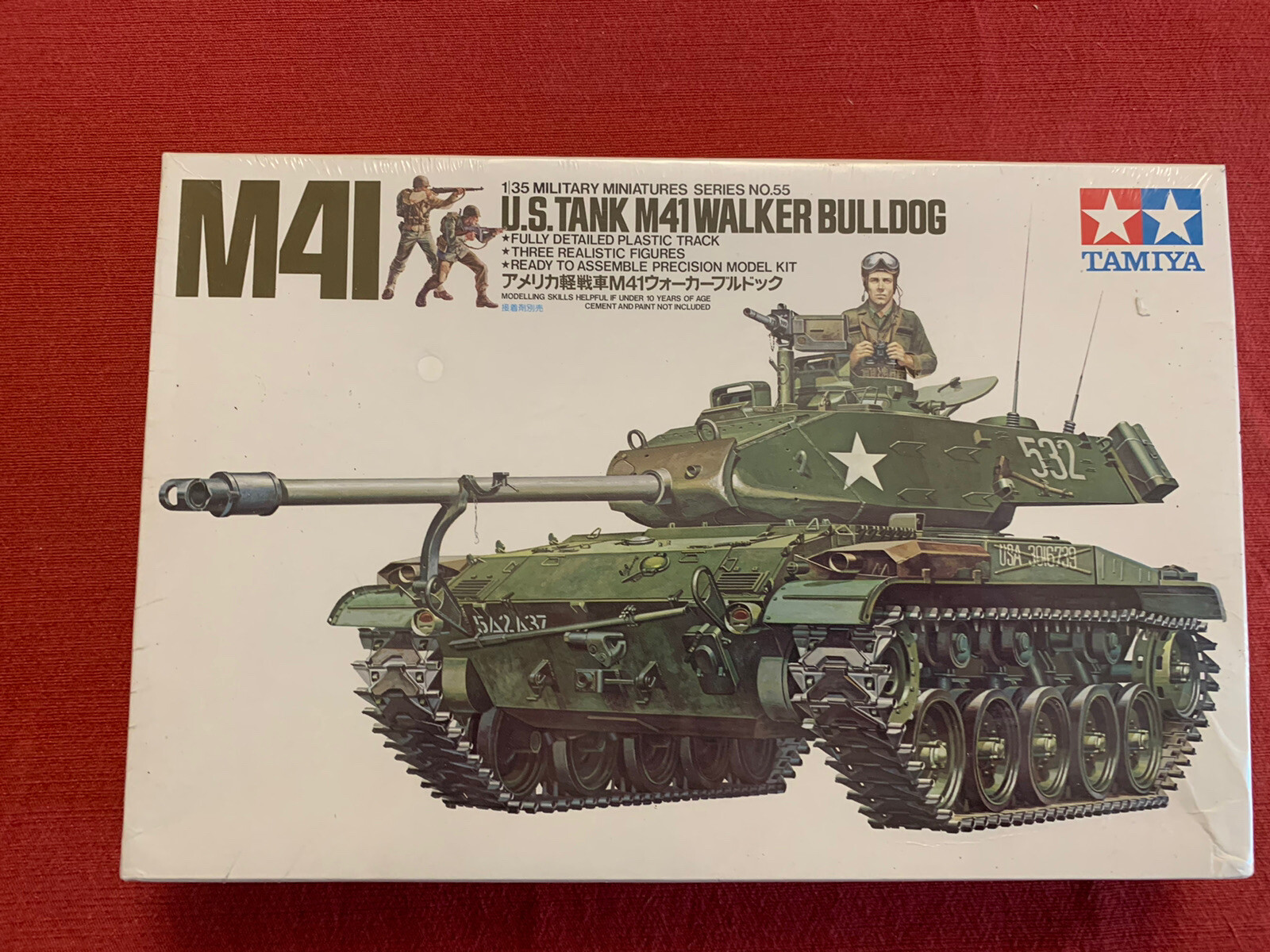 Shots Inside Of A M41 Walker Bulldog Tank