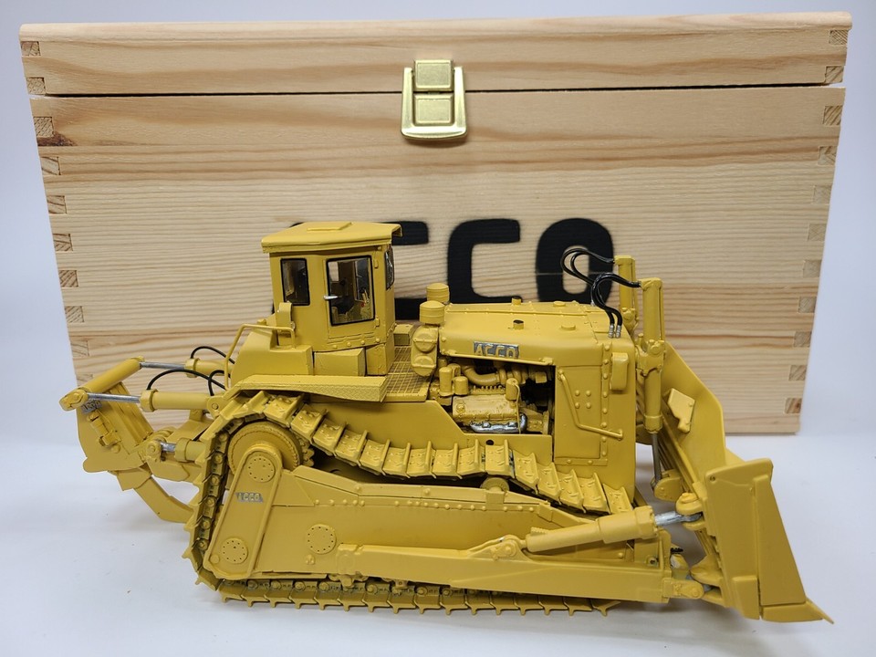Acco Super Dozer with Ripper - Trilex 1:50 Scale Model Rare - Only 50 ...