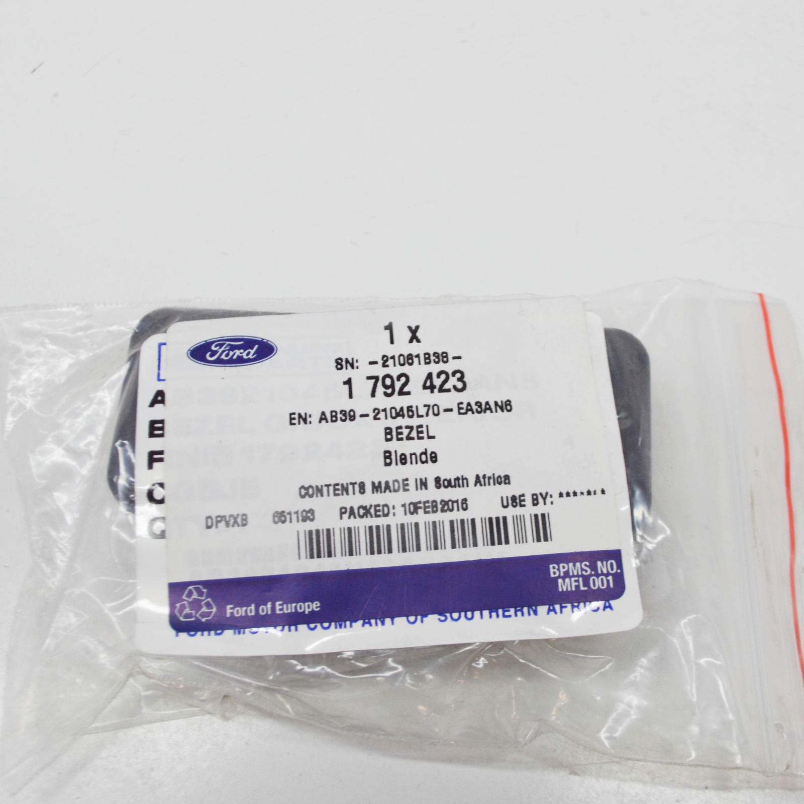 FORD RANGER T6 MK1 Glove Box Bezel AB39-21045L70-EA3AN6 1792423 NEW ...