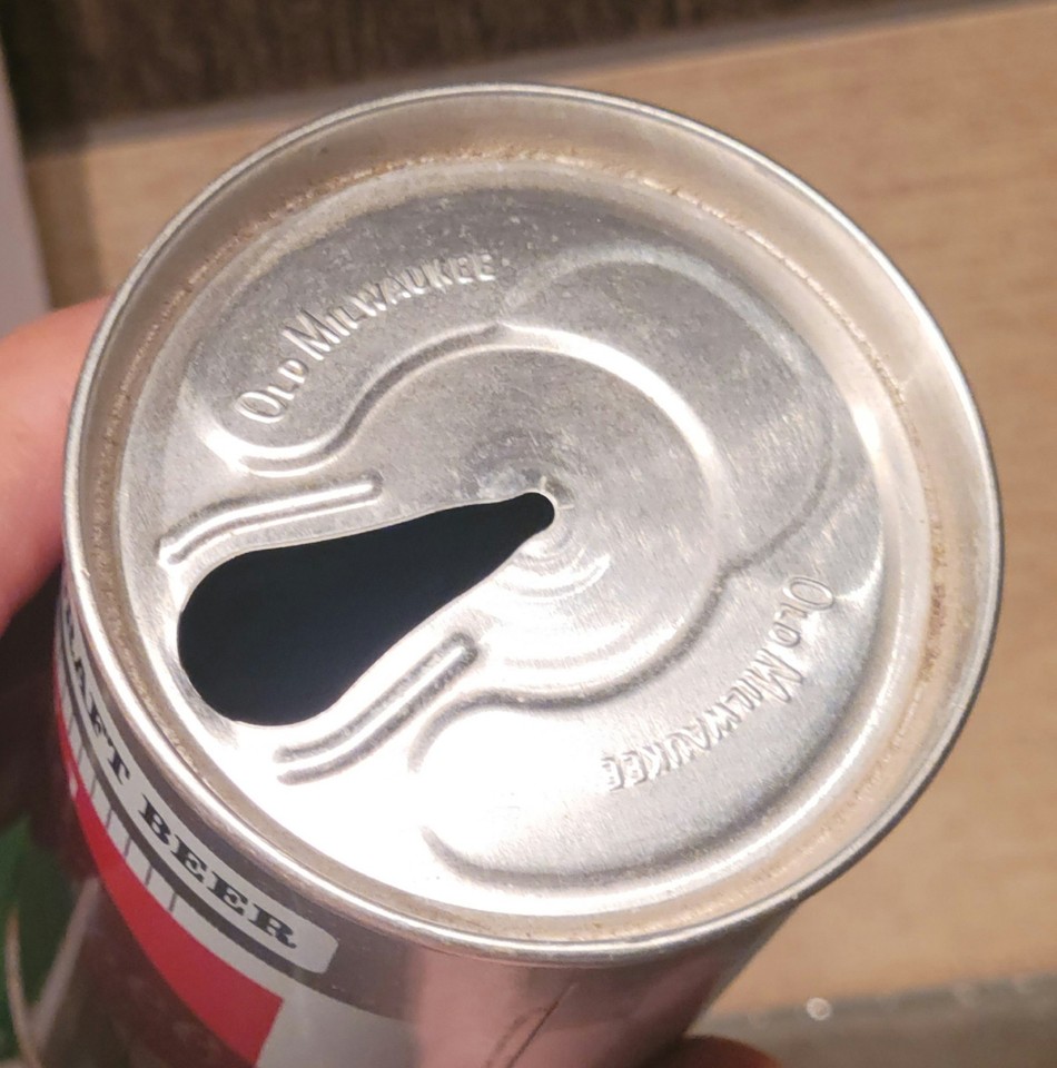 1966 METALLIC OLD MILWAUKEE DRAFT PULL TAB BEER CAN SCHLITZ 1 CITY WI ...