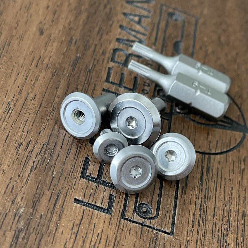 Leatherman Skeletool Screws Parts Leatherman Skeletool screws ...