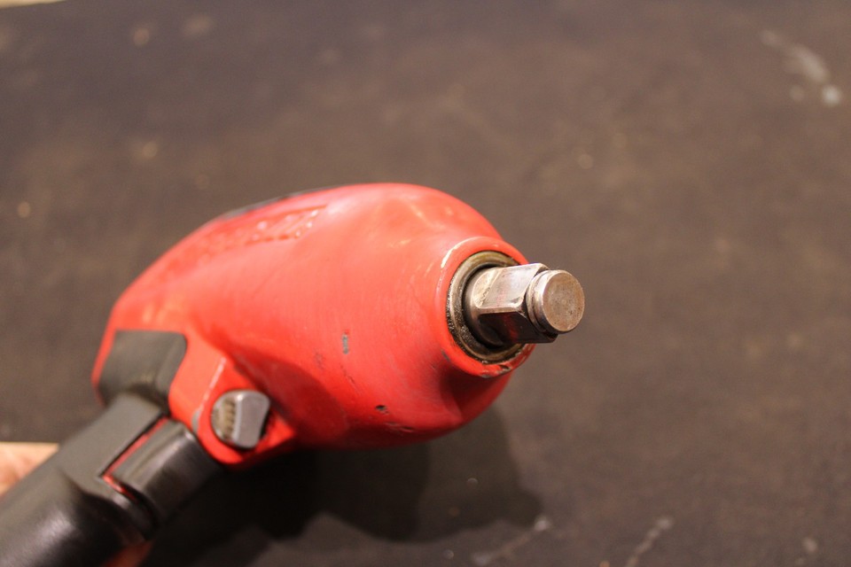 Snap-On Tools 1/2” Drive Air Impact Gun Wrench MG725 Pneumatic Tool USA ...