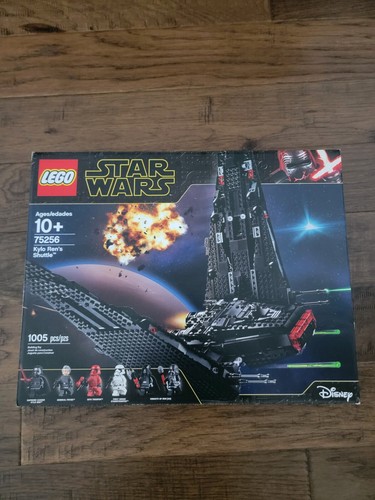 LEGO Star Wars: Kylo Ren's Shuttle (75256) 673419304412 | eBay