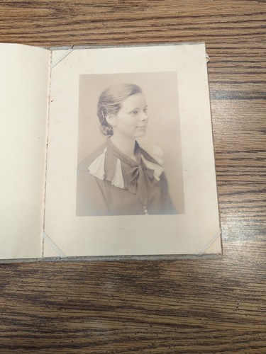 Vintage Photo Victorian Portrait 1900s Young Lady Woman | eBay