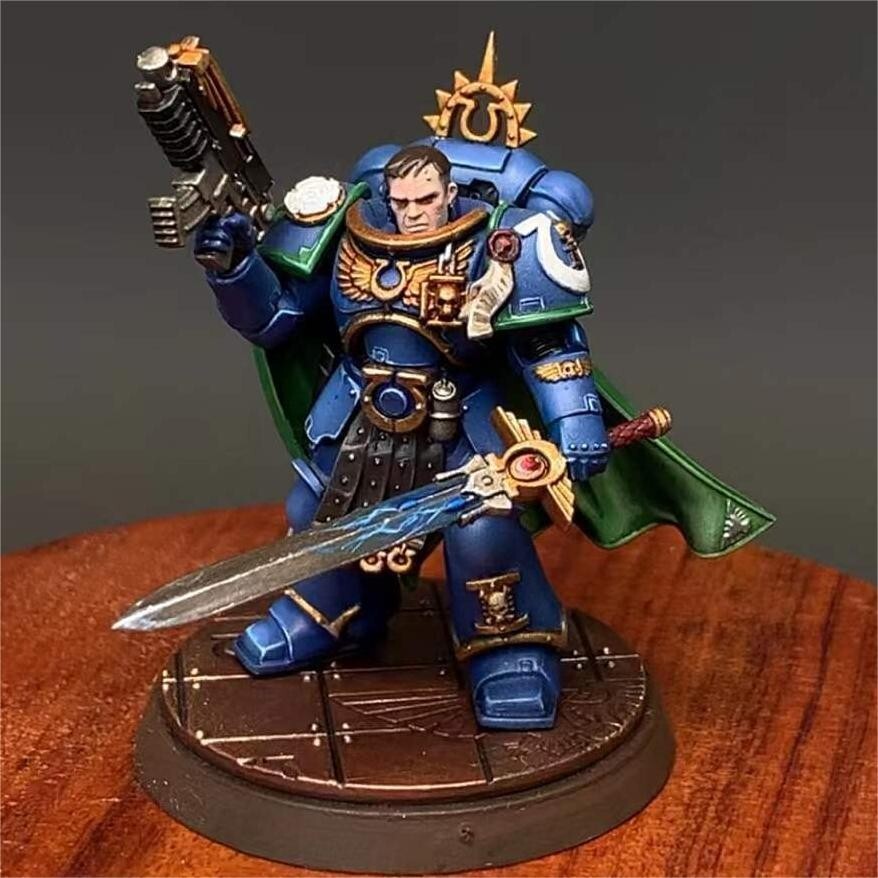 Uriel Ventris ULTRAMARINES CAPTAIN URIEL VENTRIS