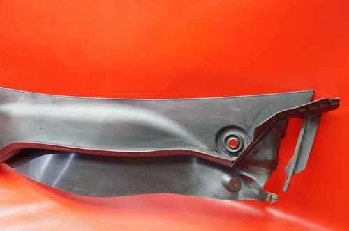 Mercedes M-Klasse W164 ML Scheibenwischer A1648300228 Verkleidung ...