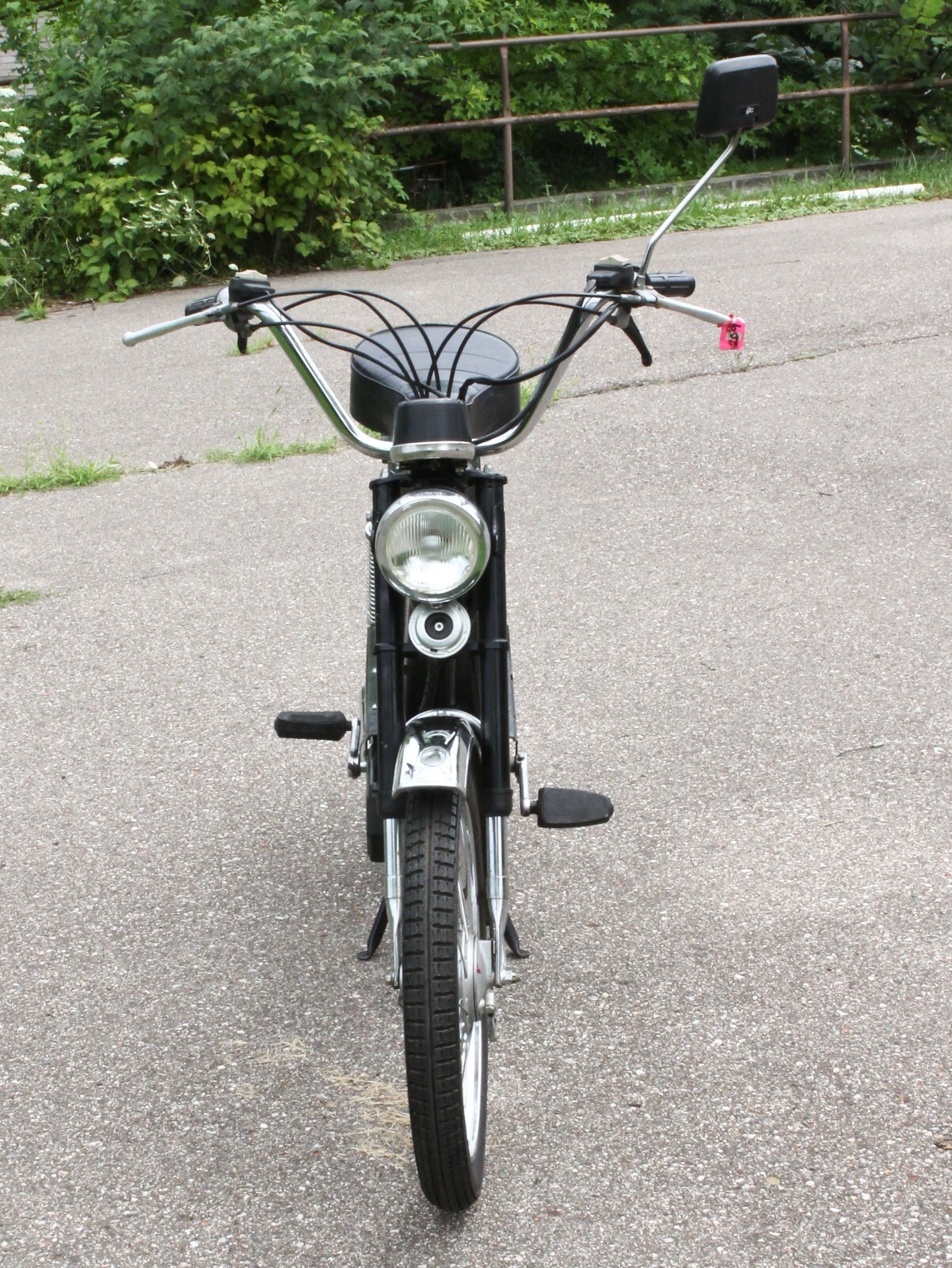 Vtg 1982 TRAC Eagle I STD 49cc 50cc Moped **RUNS but LEAKS GAS ...