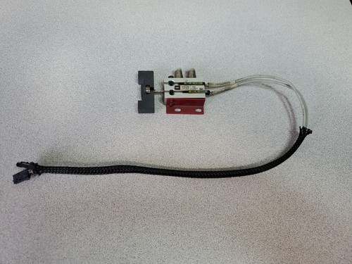 SMC CDU6-5D COMPACT CYLINDER W/ TWO D-A93 PNEUMATIC AIR CYLINDER ...