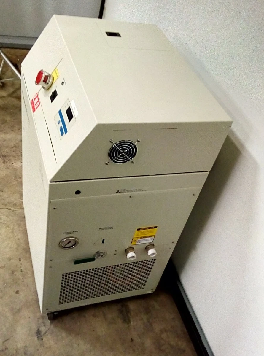 Neslab Recirculating Chiller