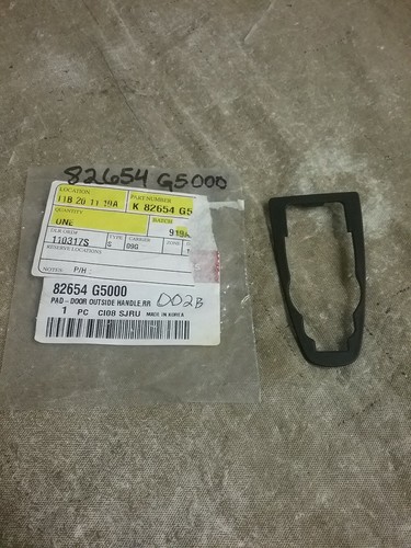 82654 G5000 Kia Outside Rear Door Handle Pad For 2019 2020 Niro EV | eBay