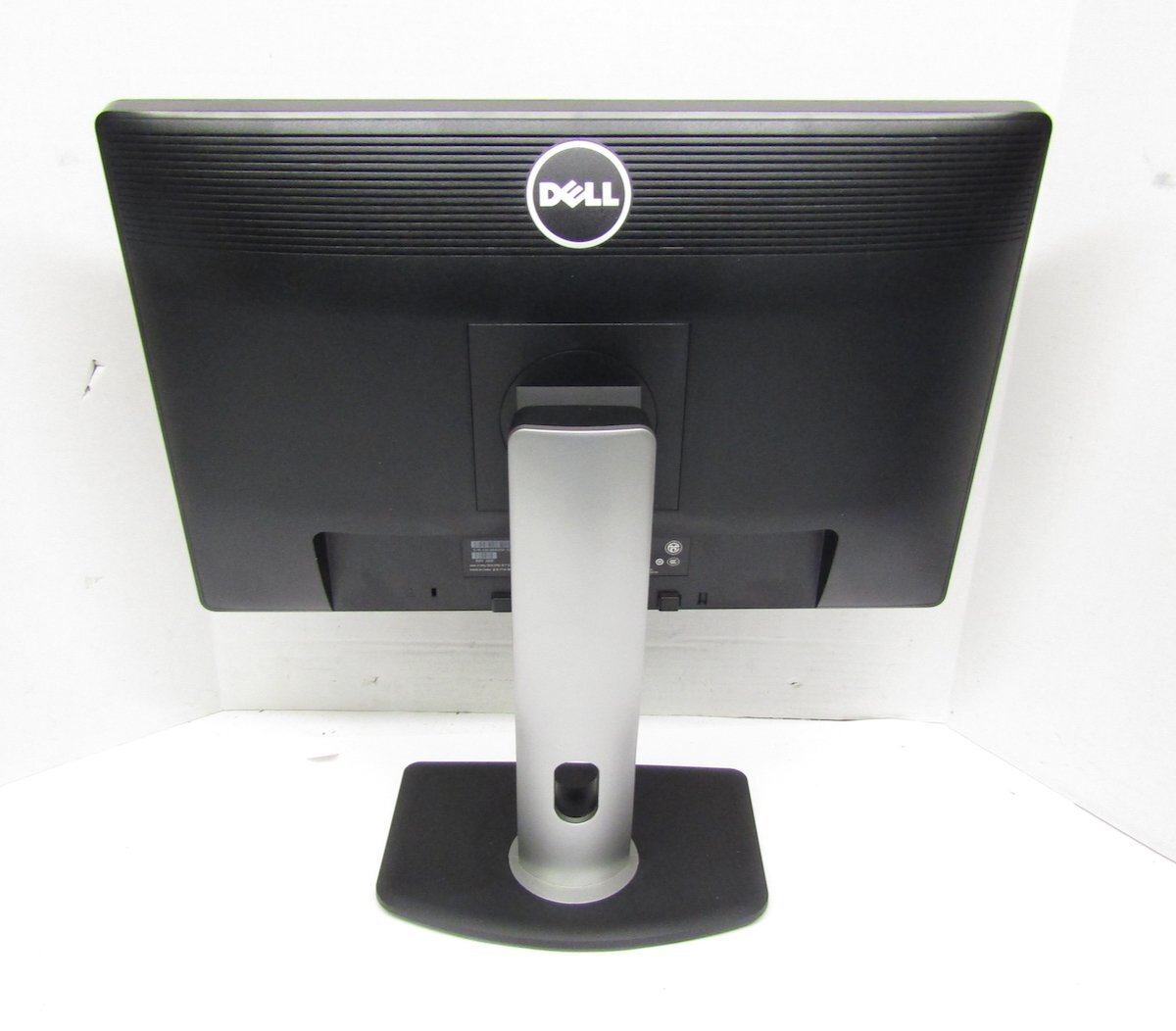 Dell P2213 22" Widescreen LCD Computer Monitor 1680x1050 VGA DVI ...