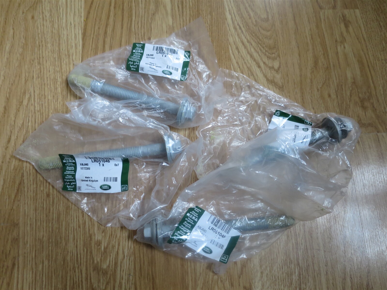 LAND ROVER RANGE ROVER 2013> HEXAGONAL HEAD SCREW M14 x 145 SET OF 4 ...