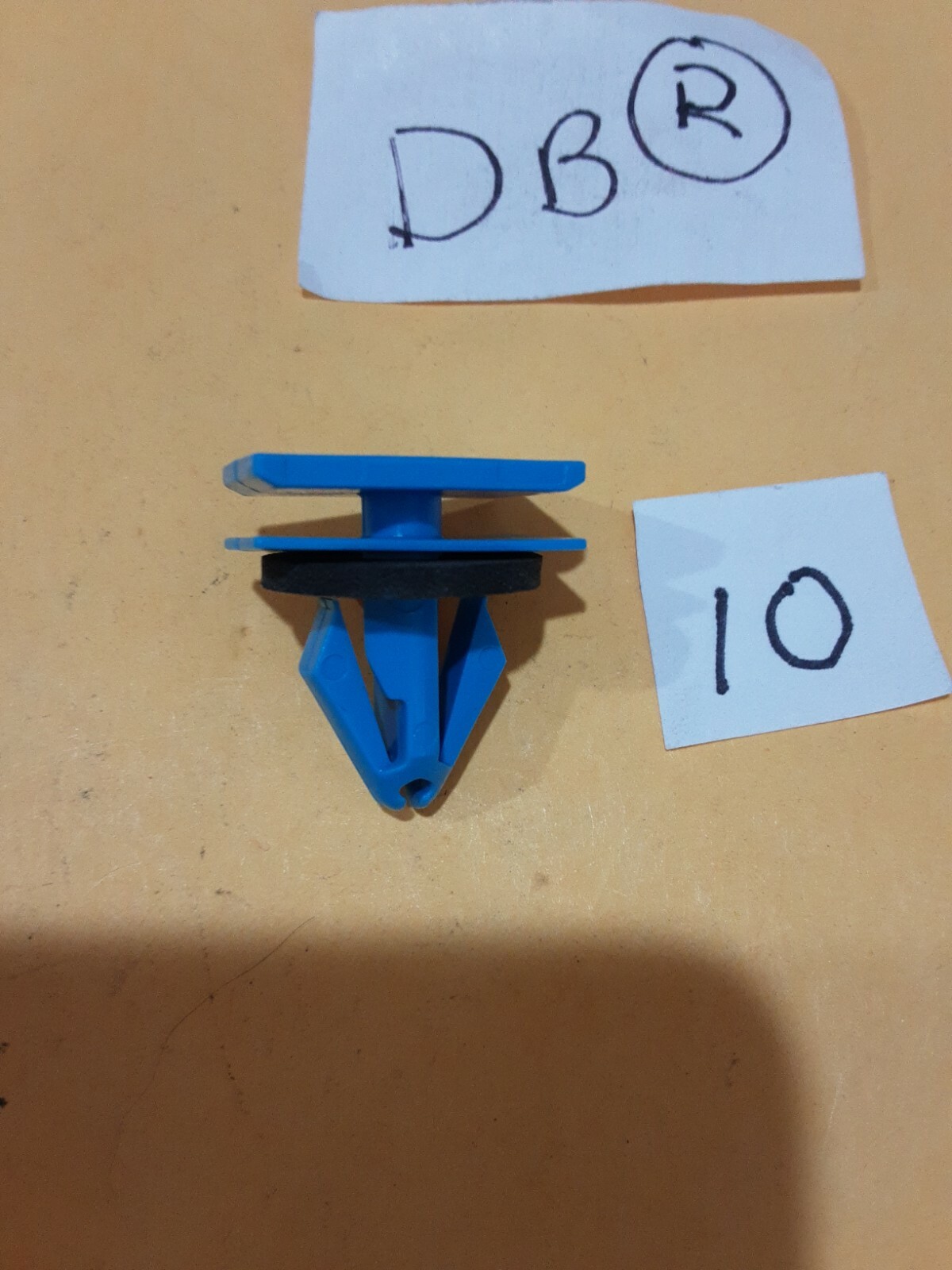 (Pack of 10) Rocker Molding Retainer Clips For Camaro Corvette CT6 ...