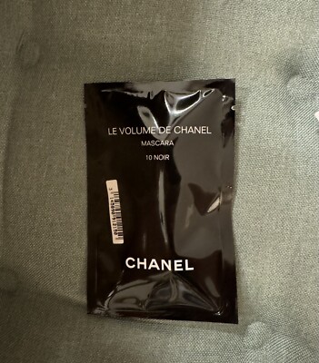 CHANEL Mascara Sample Size Le Volume De Chanel 1g (.03oz) Black (10 ...