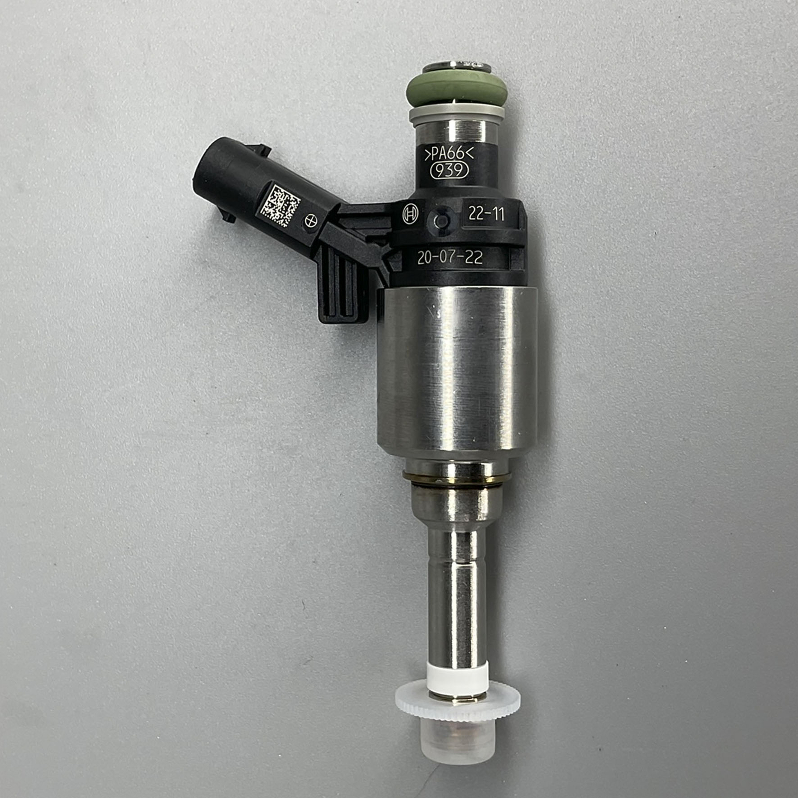 OE Bosch Fuel Injector 026150001A For AUDI A3 A4 A5 A6 Q3 Q5 TT VW CC ...