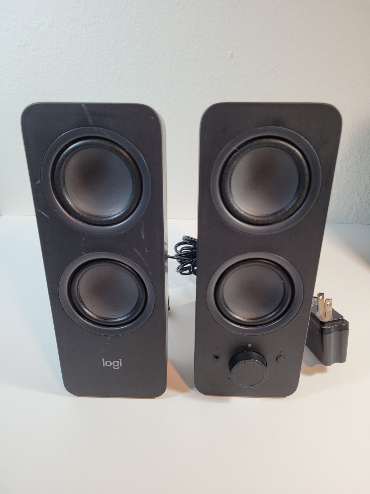 Logitech Z207 2.0 Multi -Device Bluetooth Stereo Speaker 980-001294 ...