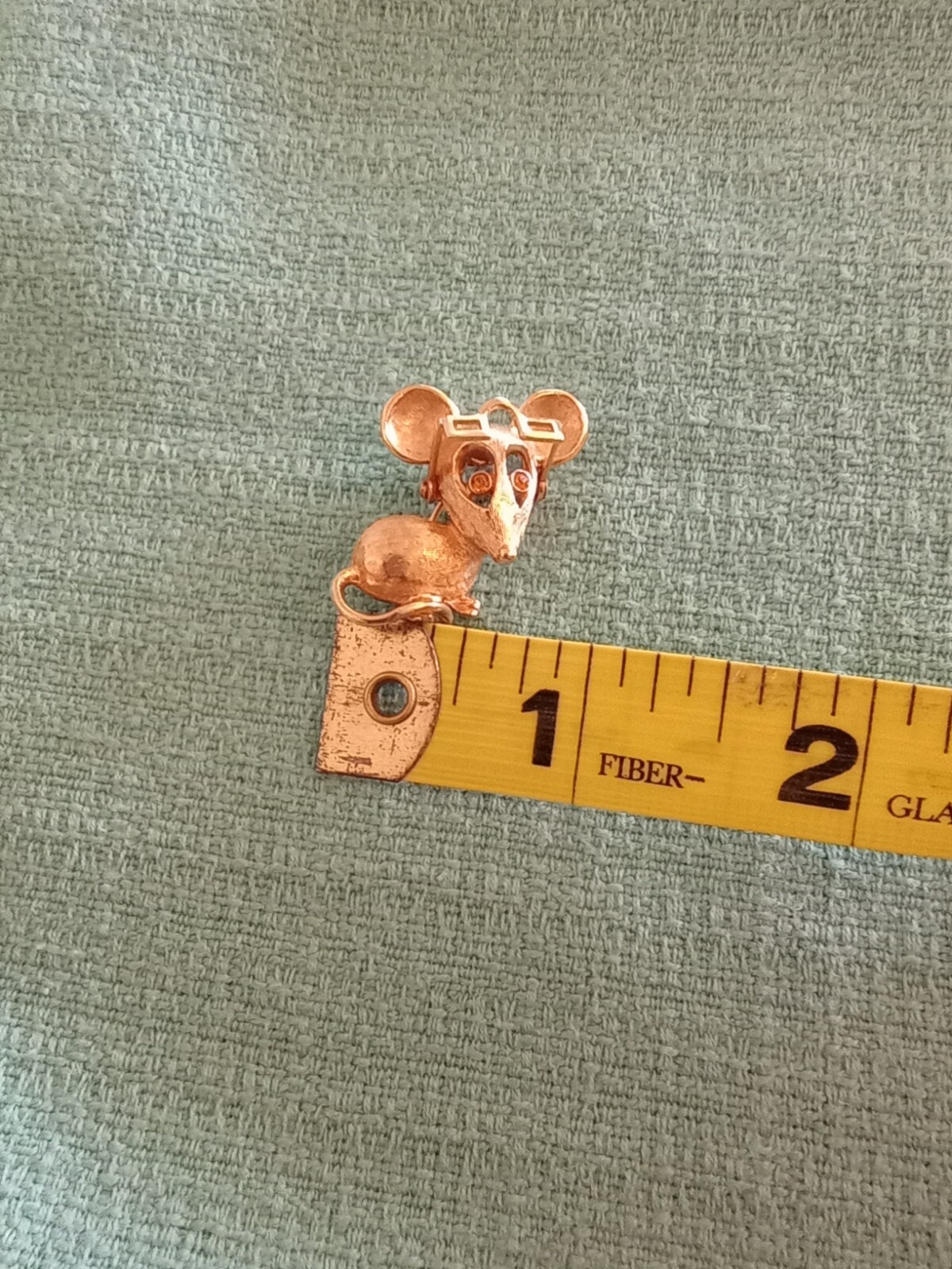 Avon gold toned figural mouse pin articulated moving … - Gem