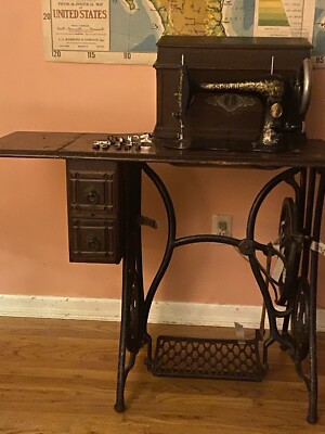 Sewing Machines - Singer New Family Sewing Machine