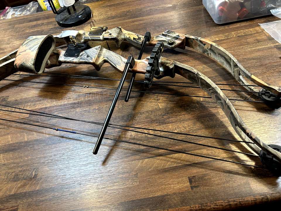 PSE youth compound bows, set of 2 | eBay