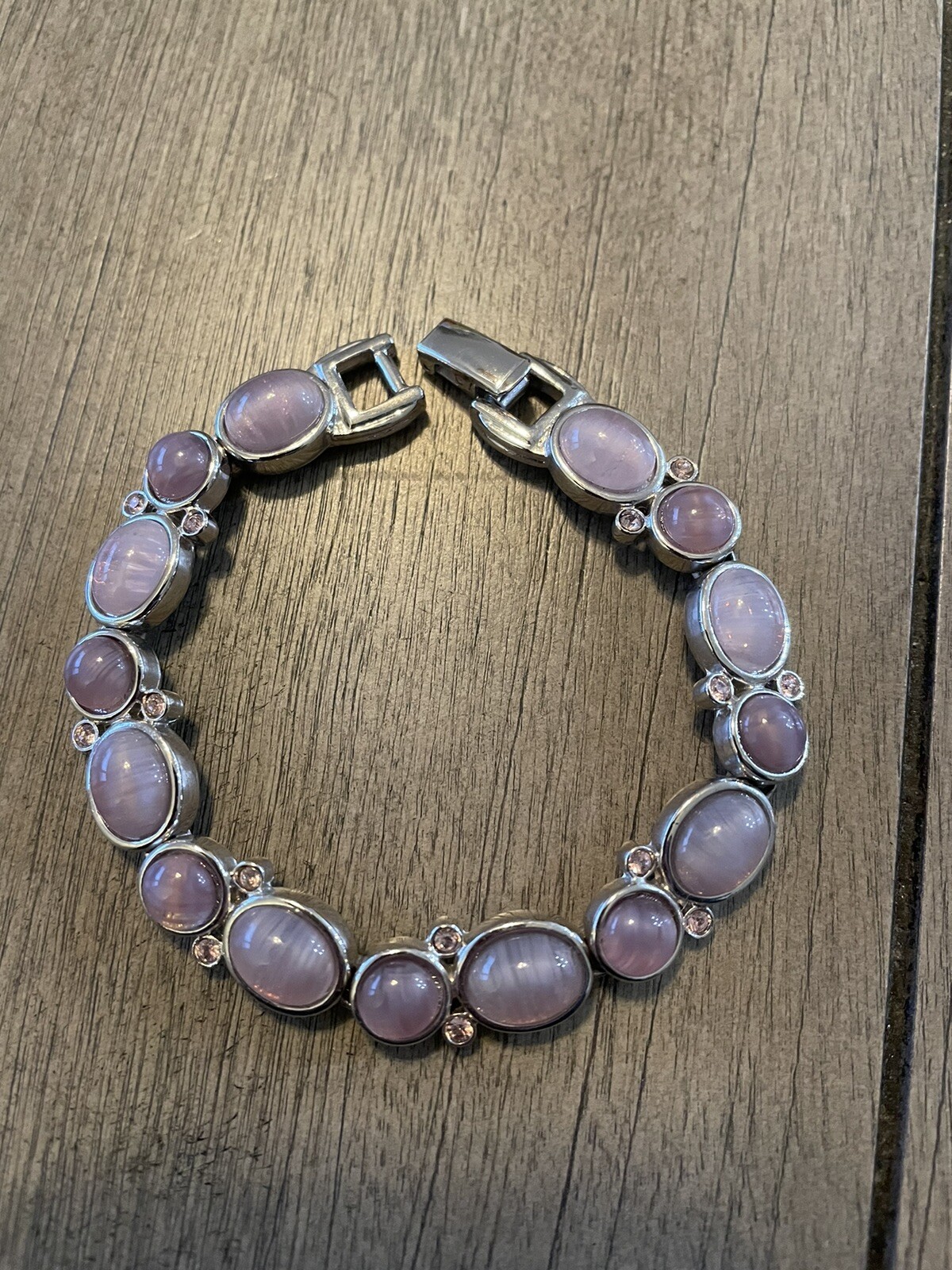 Oval And Round Light Purple Cabachon Bracelet Made With Swarovski ...