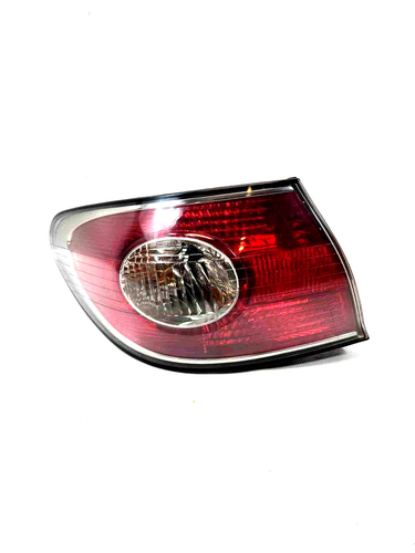 2004 Lexus Es330 LH Driver Side Tail Light Assembly quarter panel ...