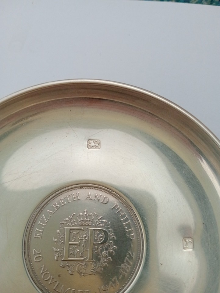 HALLMARKED SILVER DISH QUEEN ELIZABETH CROWN 1947-1972 WEDDING ...