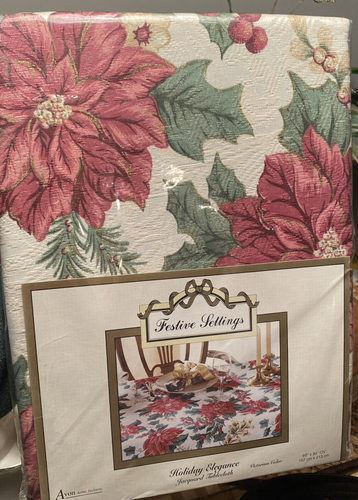 Vtg Avon Fashions OVAL Tablecloth 8Napkins Poinsettias 60x84" Holiday ...