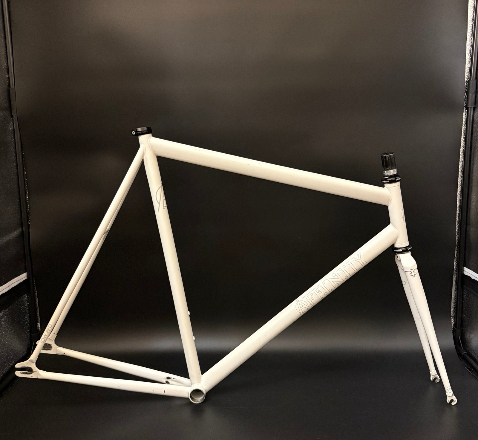 Affinity Lo Pro Frameset L White Steel Track Bike Fixed Gear FrameのeBay ...