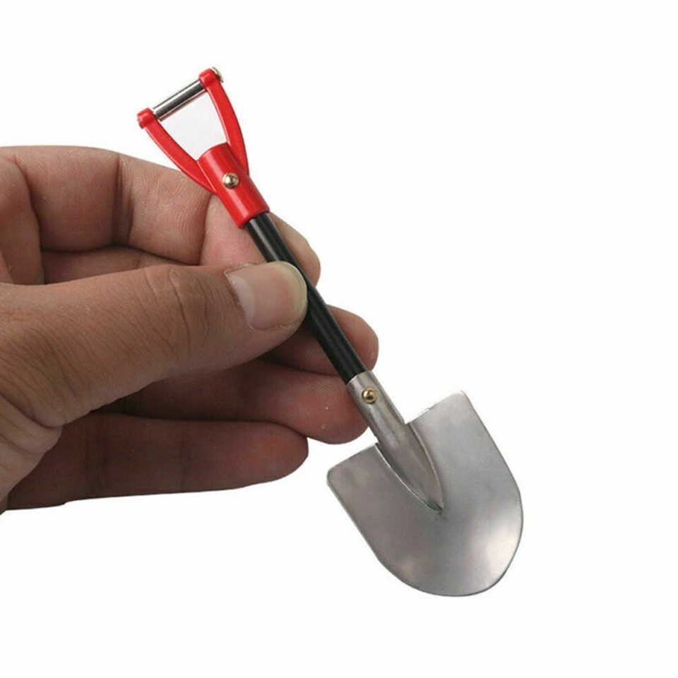 Add Detail and Realism to Your RC Car with this Mini Metal Shovel 1/10 ...