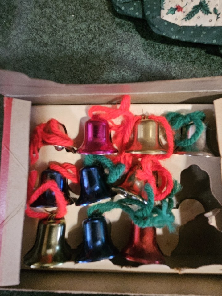 Criterion Melodee Christmas Bells in Vintage Box Of 11 USA Assorted ...