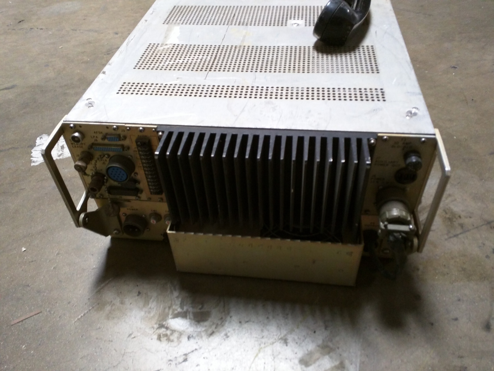 Harris RF-350/RT-1446/URC Transceiver for parts/repair got broken ...