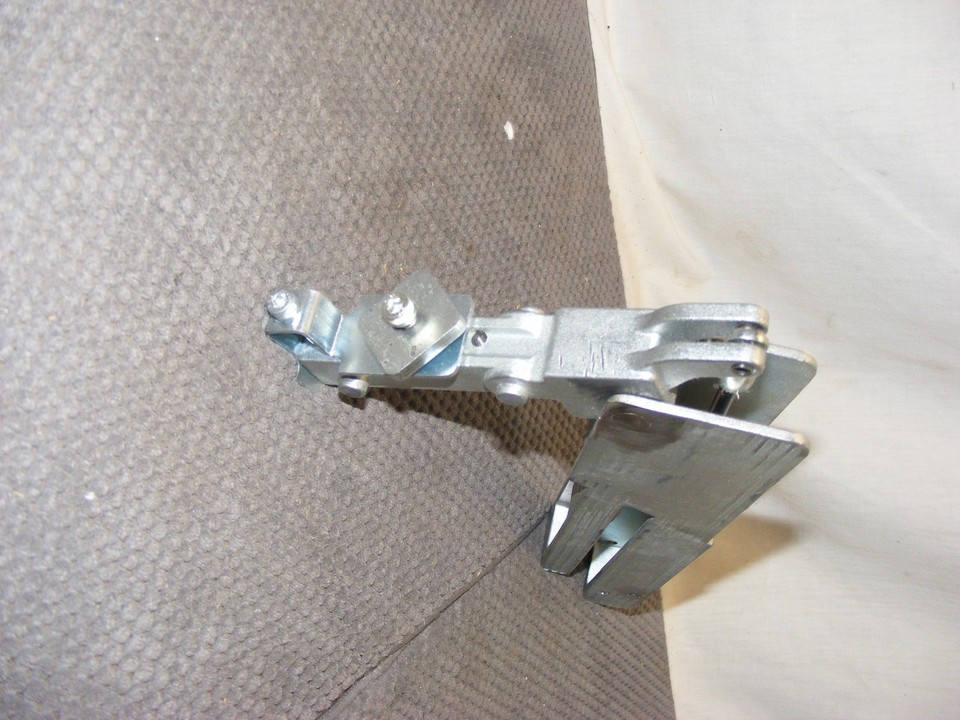 ACORN 120/130 SUPERGLIDE STAIRLIFT GENUINE FOLDING TRACK HINGE**FREE ...