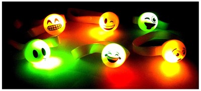 LED LIGHT UP FLASHING EMOJI EMOTICON SMILEY FACE RUBBER BRACELET RAVE ...