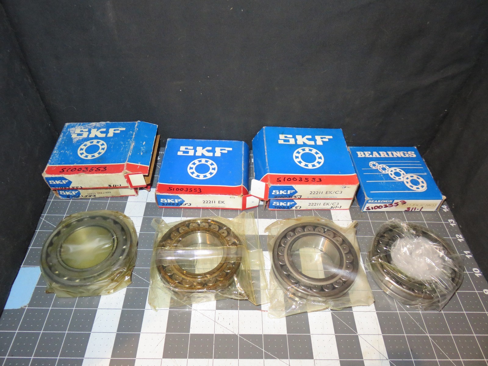 22211 Spherical Roller Bearing SKF / FAG CCKJ/W33, CCK/W33, EK, EK/C3 ...