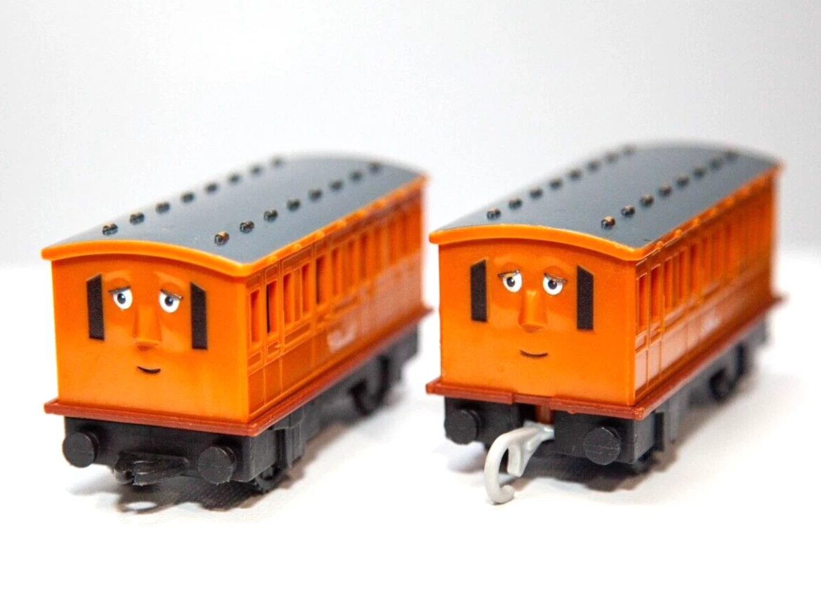 Thomas And Friends Annie And Clarabel Trackmaster