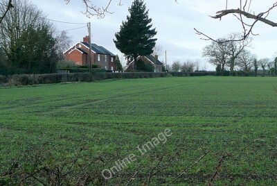 Photo 6x4 Along Walpole Lane Walpole/TM3674 These are houses adjacent ...