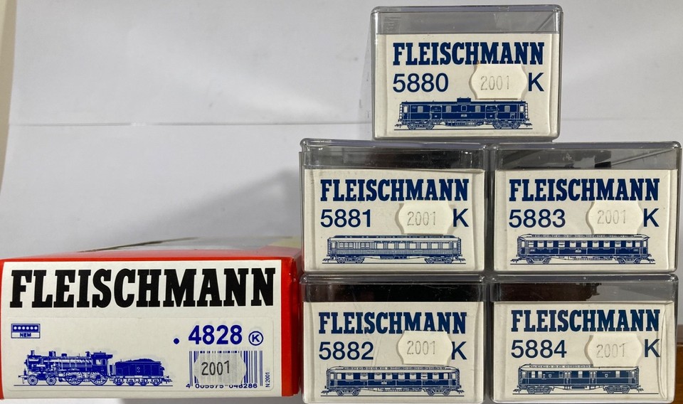 Fleischmann HO - 4898 Limited Edition Set - Class S6 Loco & 5 Coaches ...