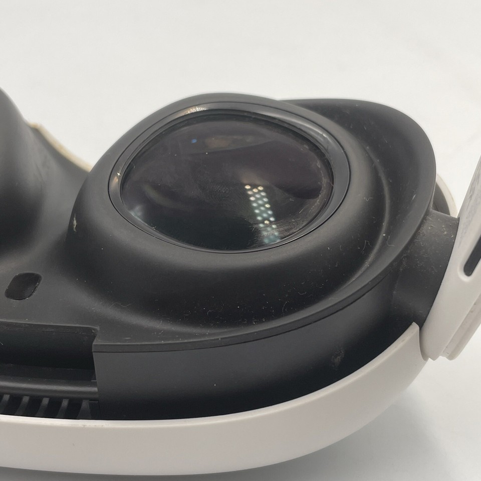 Meta Quest 3 128GB Standalone All-in-One VR Headset S3A( Read) | eBay