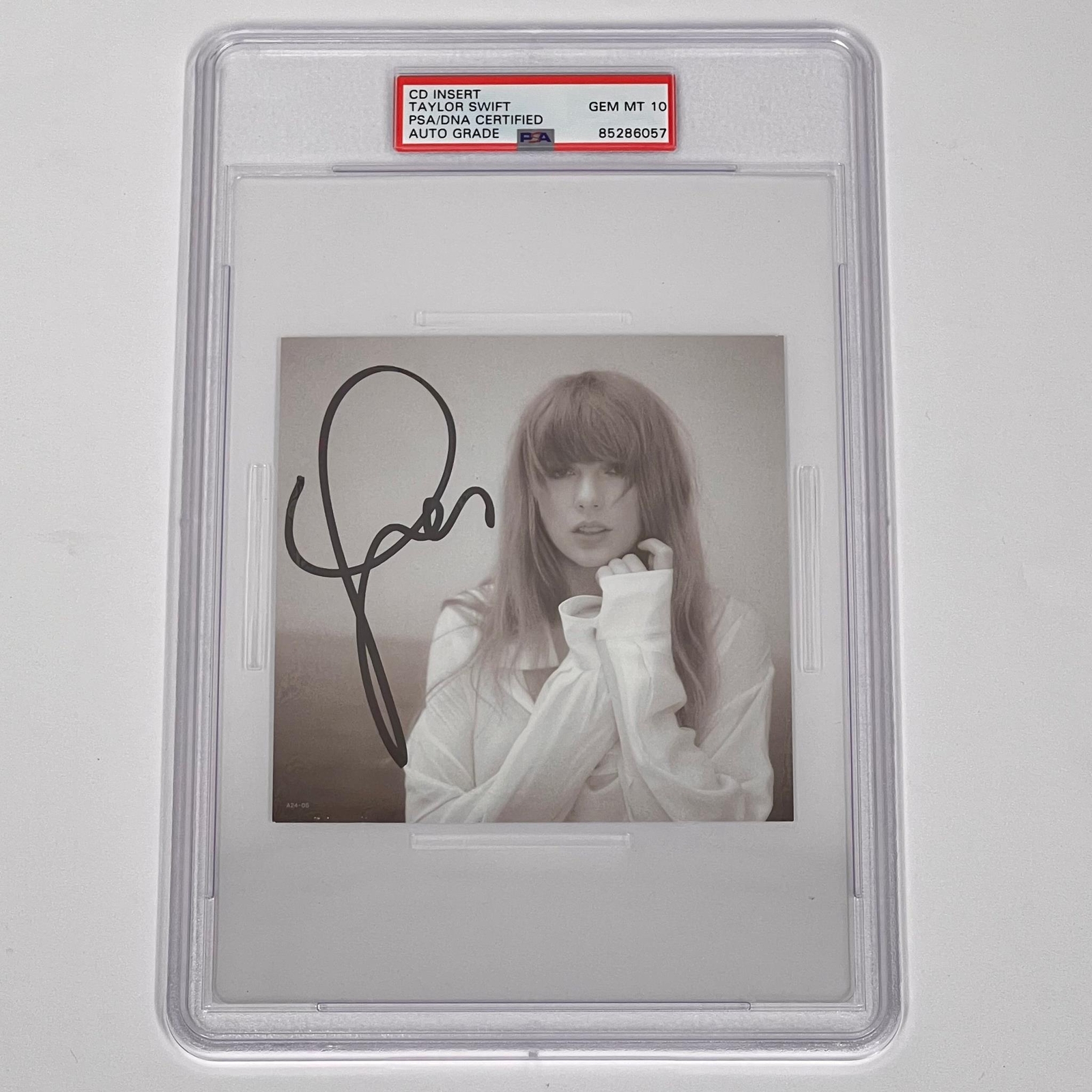 Taylor Swift Signed CD Cover PSA Slabbed Auto Grade 10 Gem Mint The ...