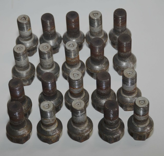 Mercedes-Benz Ml W164 Spare Wheel Bolt A0009908307 Genuine for sale ...