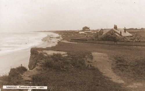 , H.G. ROGERS, real photographic postcard pakefield cliffs lowestoft ...