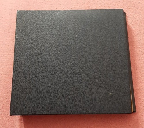 Vtg black 45 RPM 7" inch record holder binder carrying case HRS | eBay
