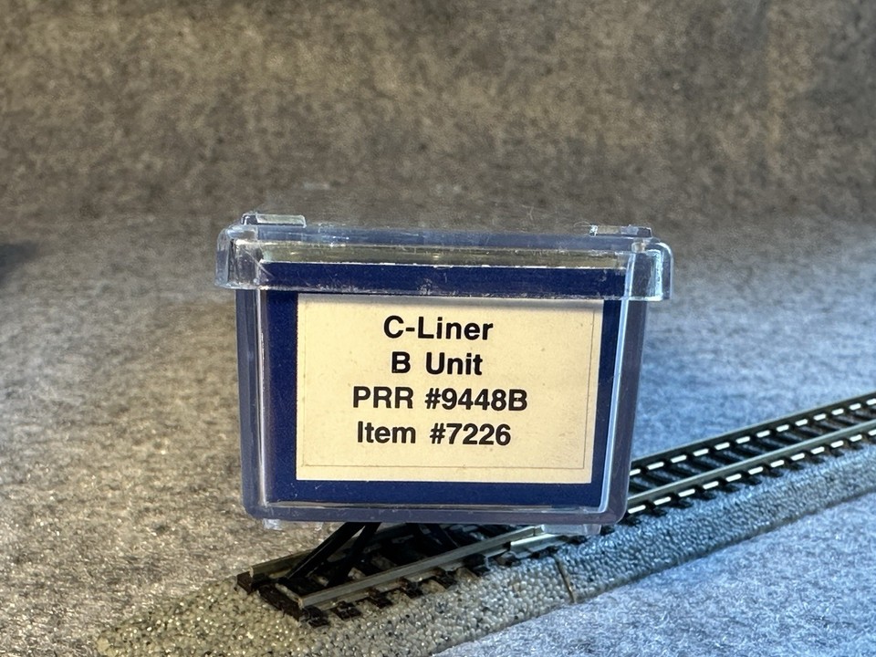 Life-Like N-scale FM C-Liner pair, Pennsylvania PRR 9443A & 9443B, both ...