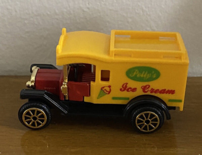 High Speed Yellow Polly's Ice Cream Truck No.607-612 | eBay